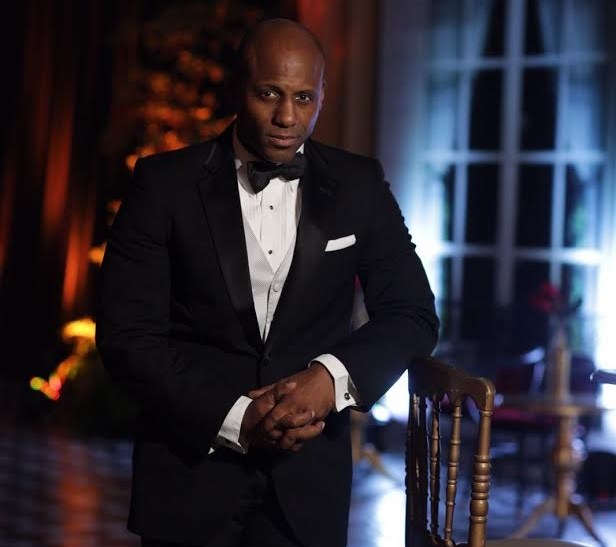 Enrique Quailey forma alianzas con diferentes marcas