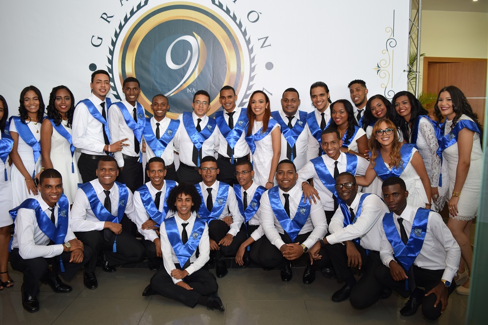 ITLA gradúa 260 nuevos jóvenes en diversas áreas de la tecnología