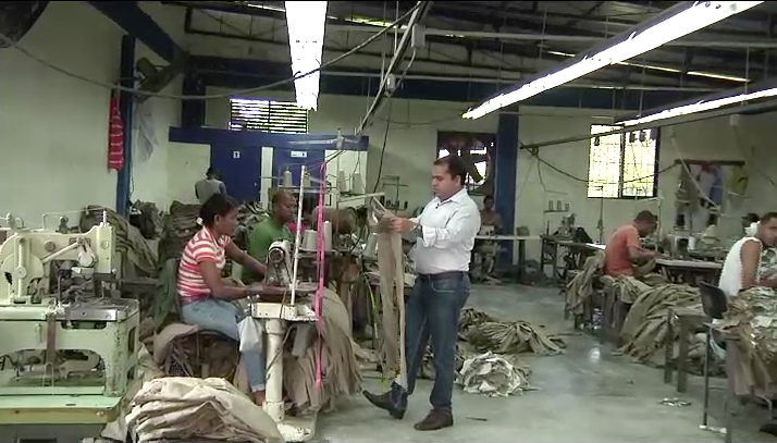 Textileros afirman inversión de RD$850 millones en confección de ...