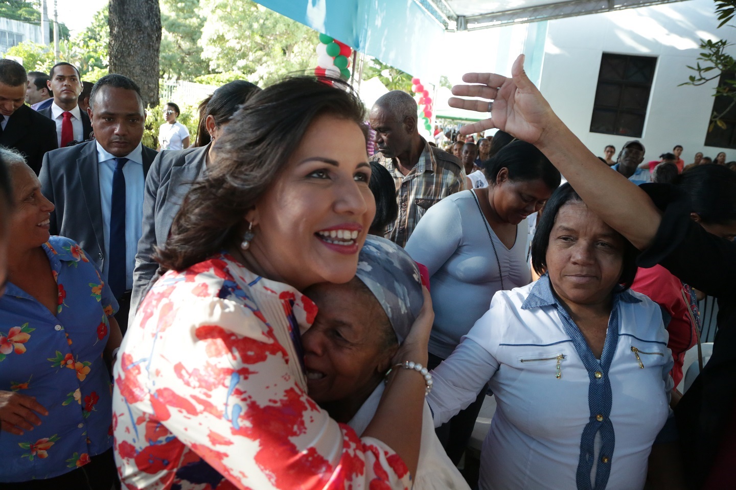 Vicepresidenta celebra logros del programa Progresando con Solidaridad ...