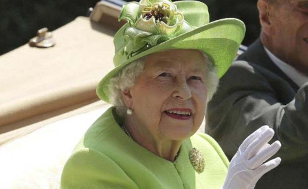 La Reina Isabel Ii Celebra 66 Años En El Trono Británico