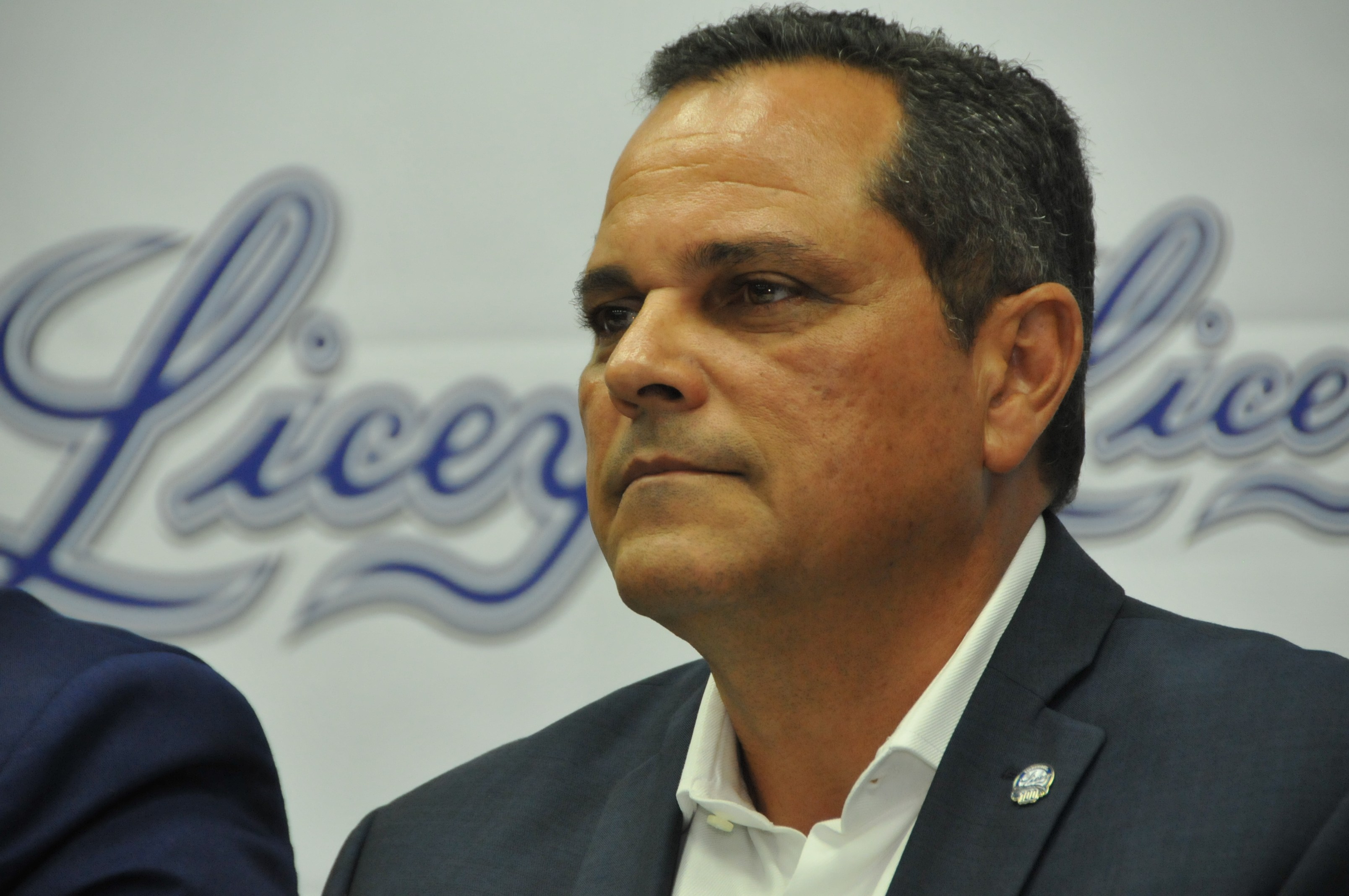 Junior Noboa asume como Comisionado de Béisbol RD con grandes ...