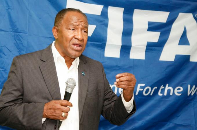 La FIFA prolonga 45 días la suspensión provisional de Osiris Guzmán ...