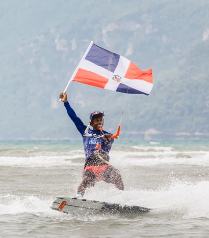 Dominicano Corniel se coloca segundo del mundo en Kitesurf – El Nuevo ...