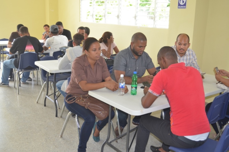 Autoridades UASD en SFM reabren comedor universitario; dicen será auto ...
