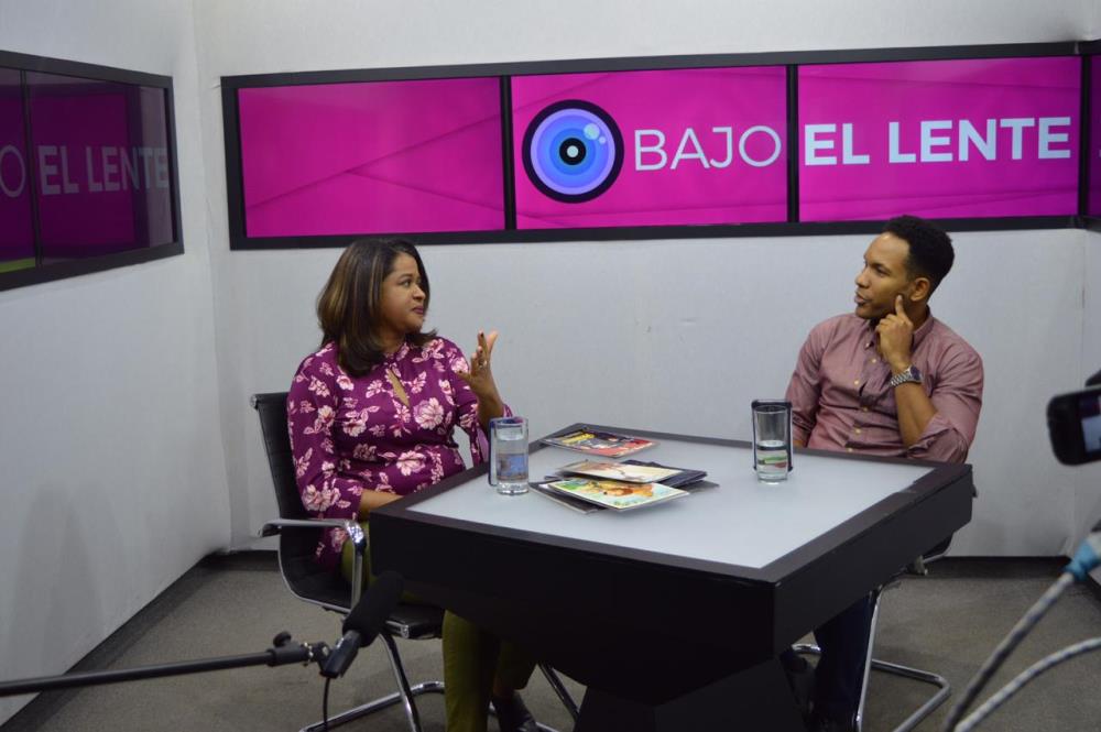 Actriz "María Moñito" promueve respeto a los niños y rechaza violencia