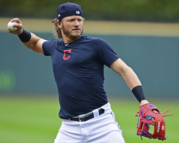 Informe: Donaldson pacta con Atlanta por una temporada