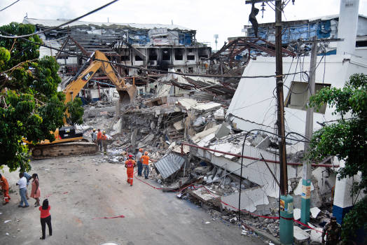 Hallan cuerpo de séptima víctima mortal en explosión fábrica de ...