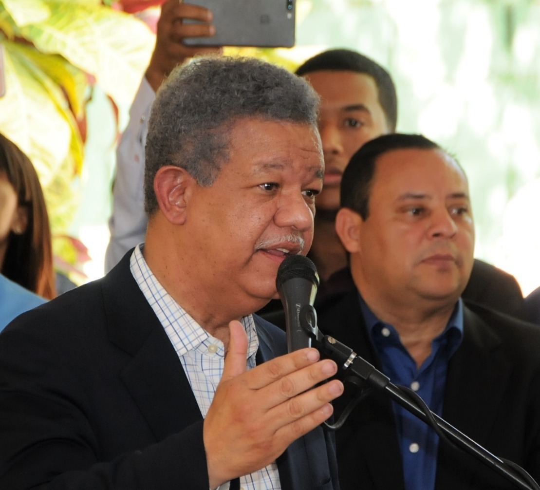 Leonel Fernández dice 2 millones de adeptos garantizan unidad ...