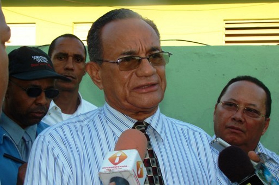 CASC llama a privilegiar el diálogo ante conflicto médicos y ARS Humano