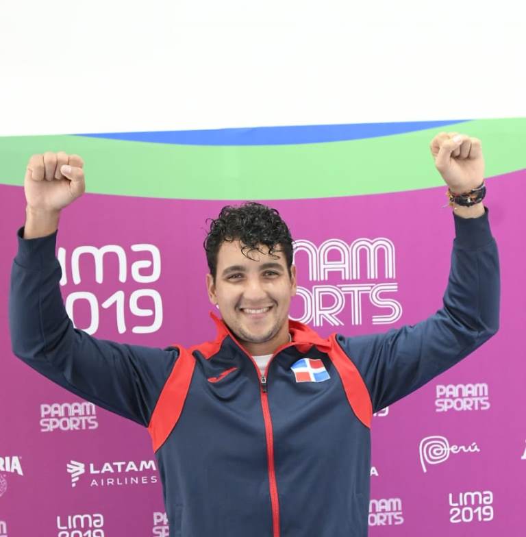 Esquiador Robert Pigozzi le da segunda medalla de oro a RD en ...