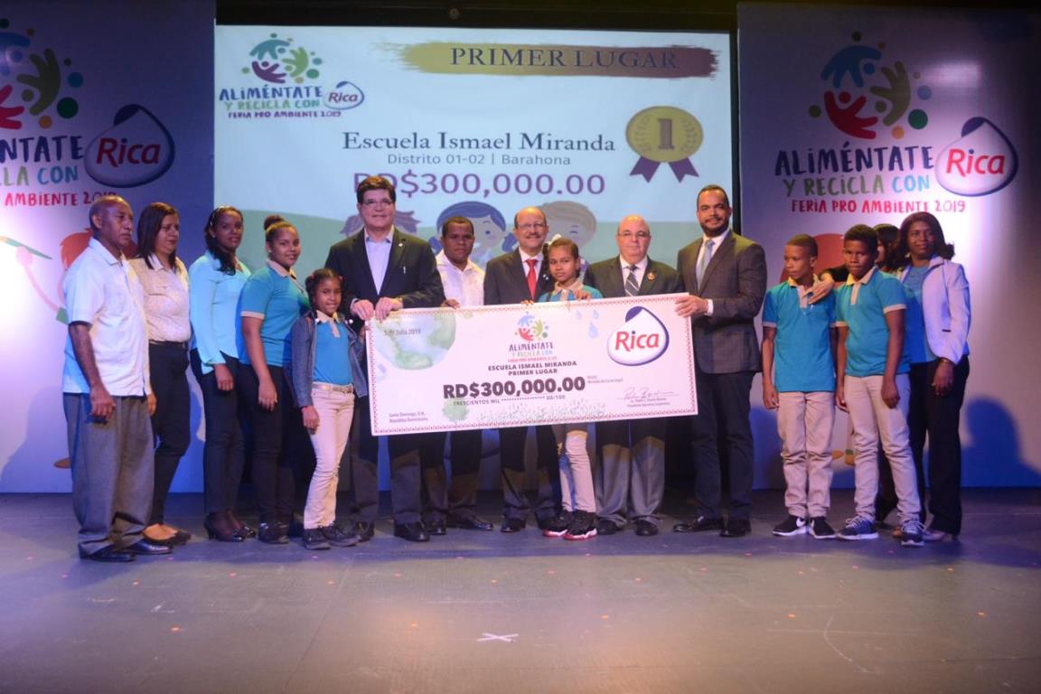 (VIDEO) Grupo Rica entrega premios del proyecto “Aliméntate y Recicla ...