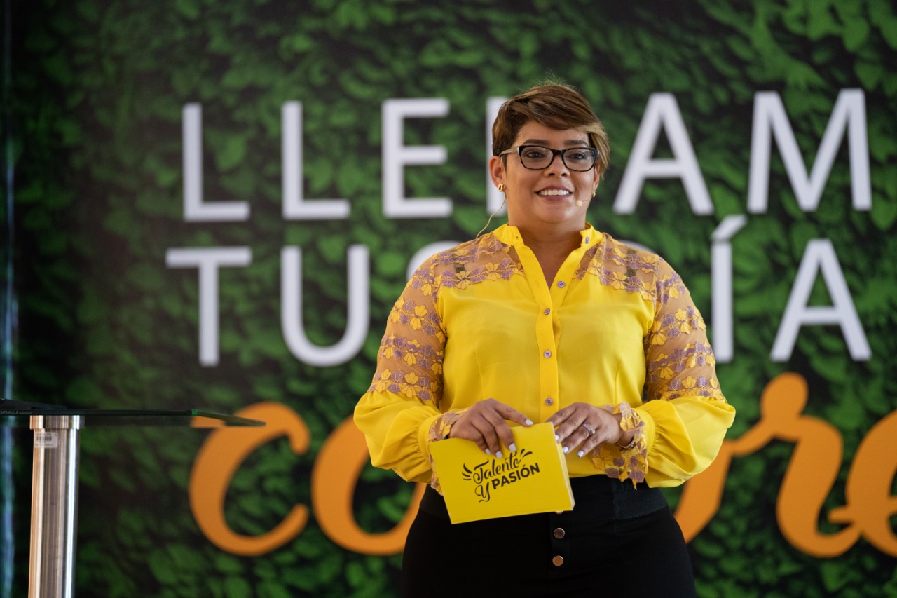 Periodista Ana Mercy promueve el autoconocimiento como herramienta para ...