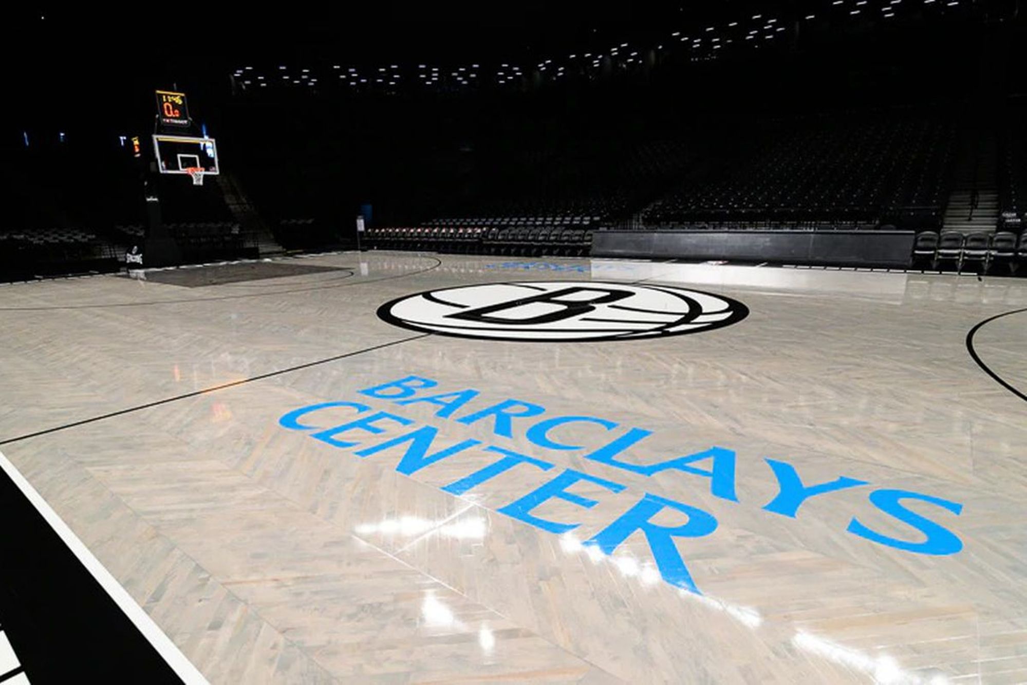 Los Nets de Brooklyn presentan nueva cancha color gris; primera en NBA ...