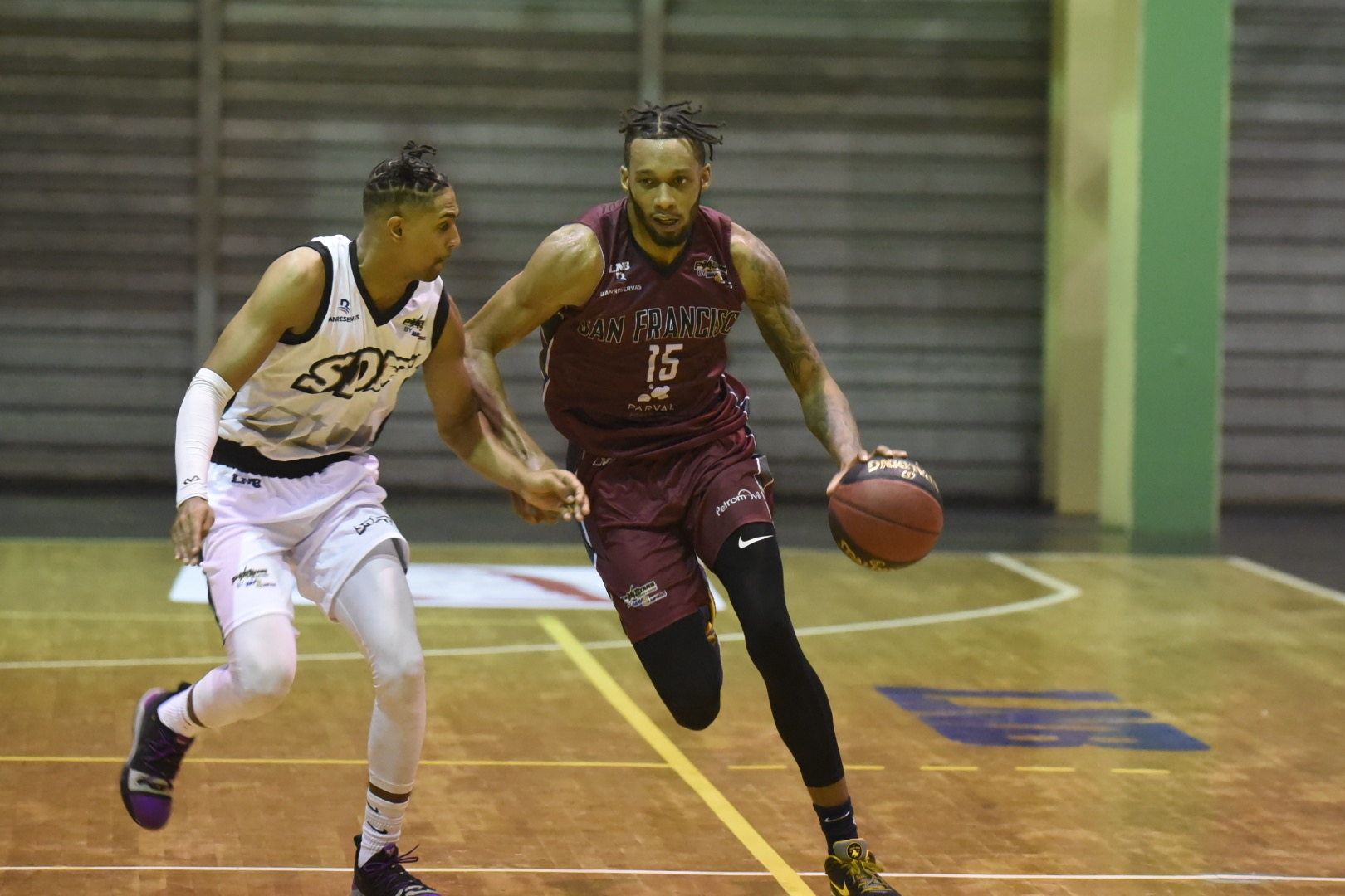 Bass y Foster colocan a los Indios a un triunfo de la final LNB
