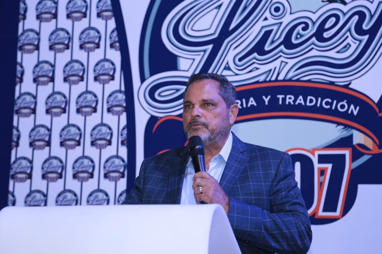 Junior Noboa sería el Comisionado de Béisbol – El Nuevo Diario ...