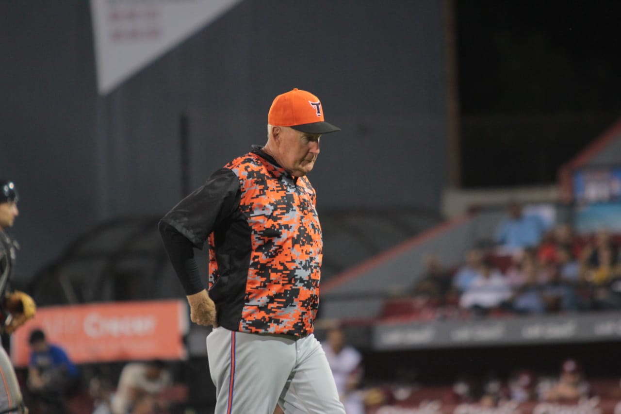 Phil Regan: “Lo que me mantiene es el amor por el béisbol” – El Nuevo ...