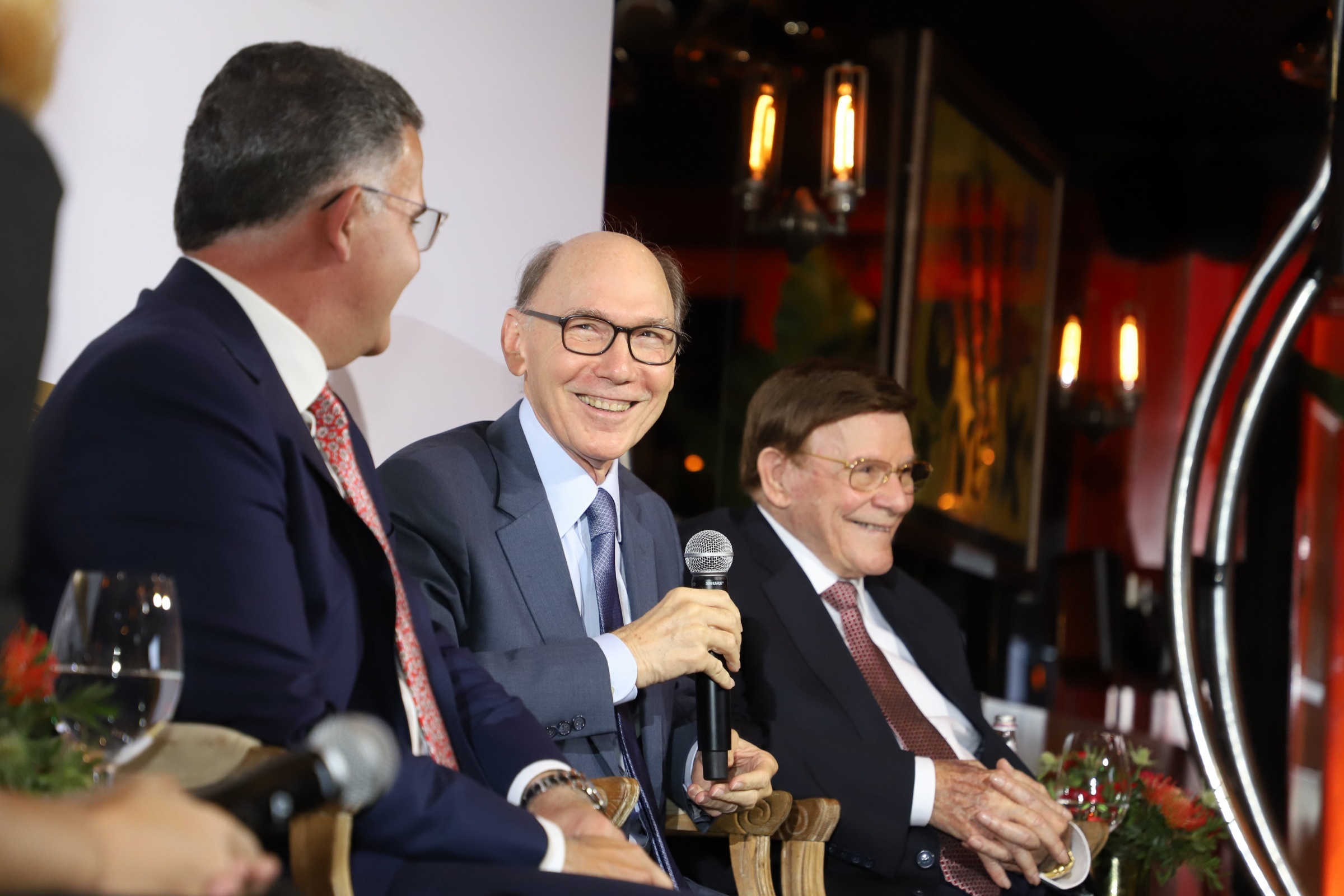 Grupo Rica presenta el libro “Rica: 50 años de historia” – El Nuevo ...