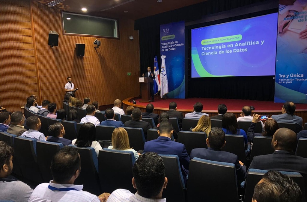 ITLA lanza primera y única carrera del país en Analítica y Ciencia de ...