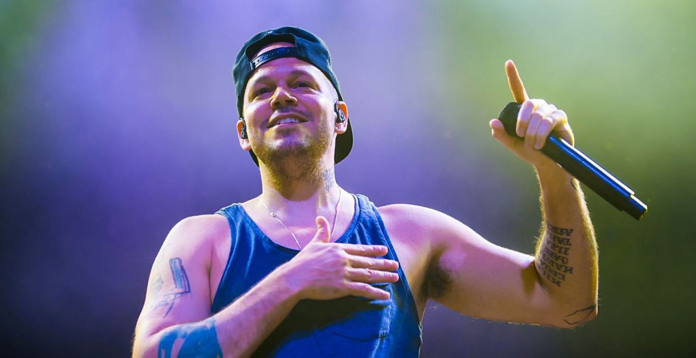 Rapero Residente aflora emociones en nueva versión de su nuevo tema ...