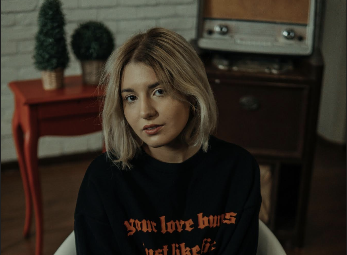 Valentina lanza su nuevo sencillo “Money” – El Nuevo Diario (República ...