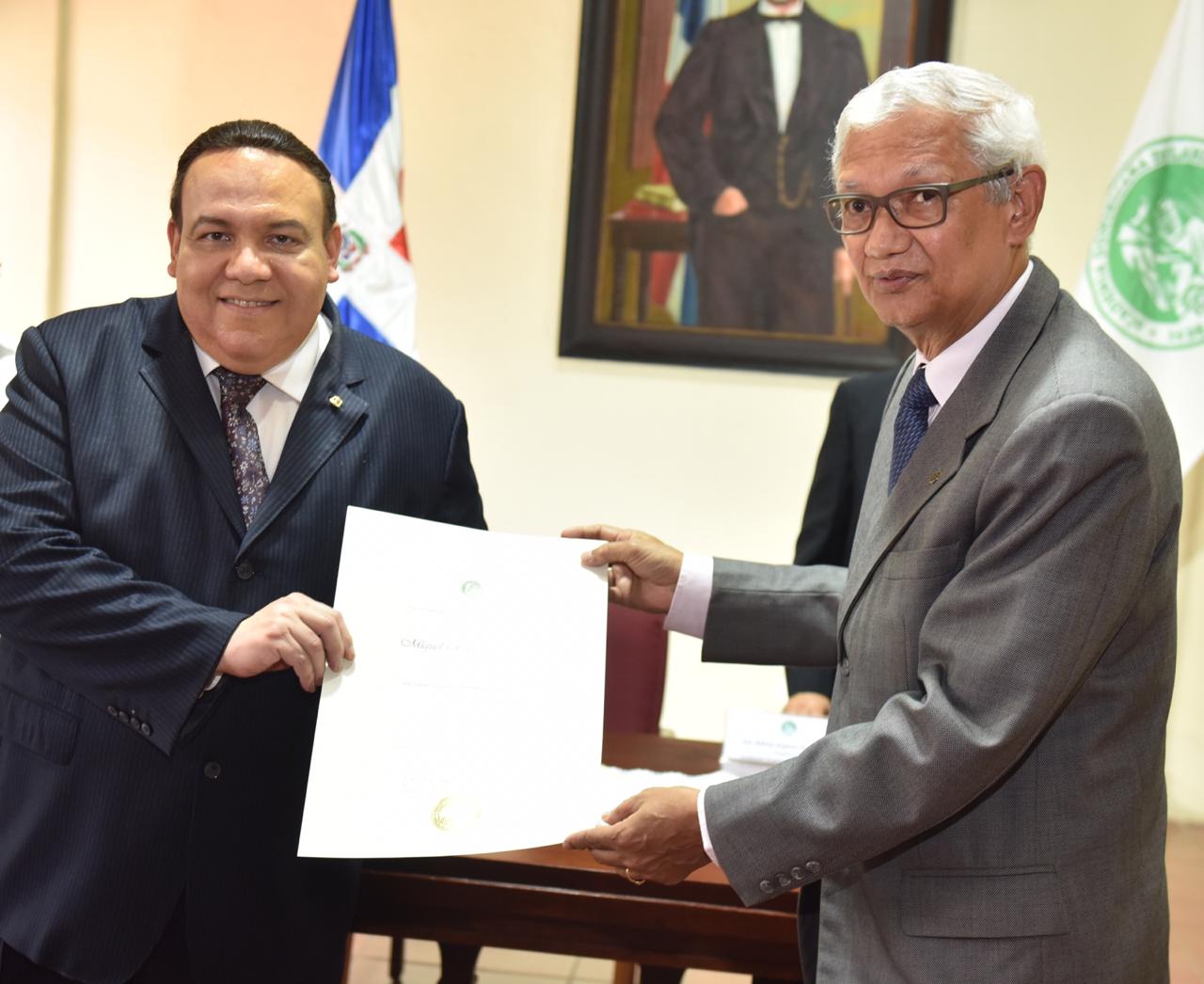 Miguel Reyes Sánchez ingresa a la Academia Dominicana de la Historia ...