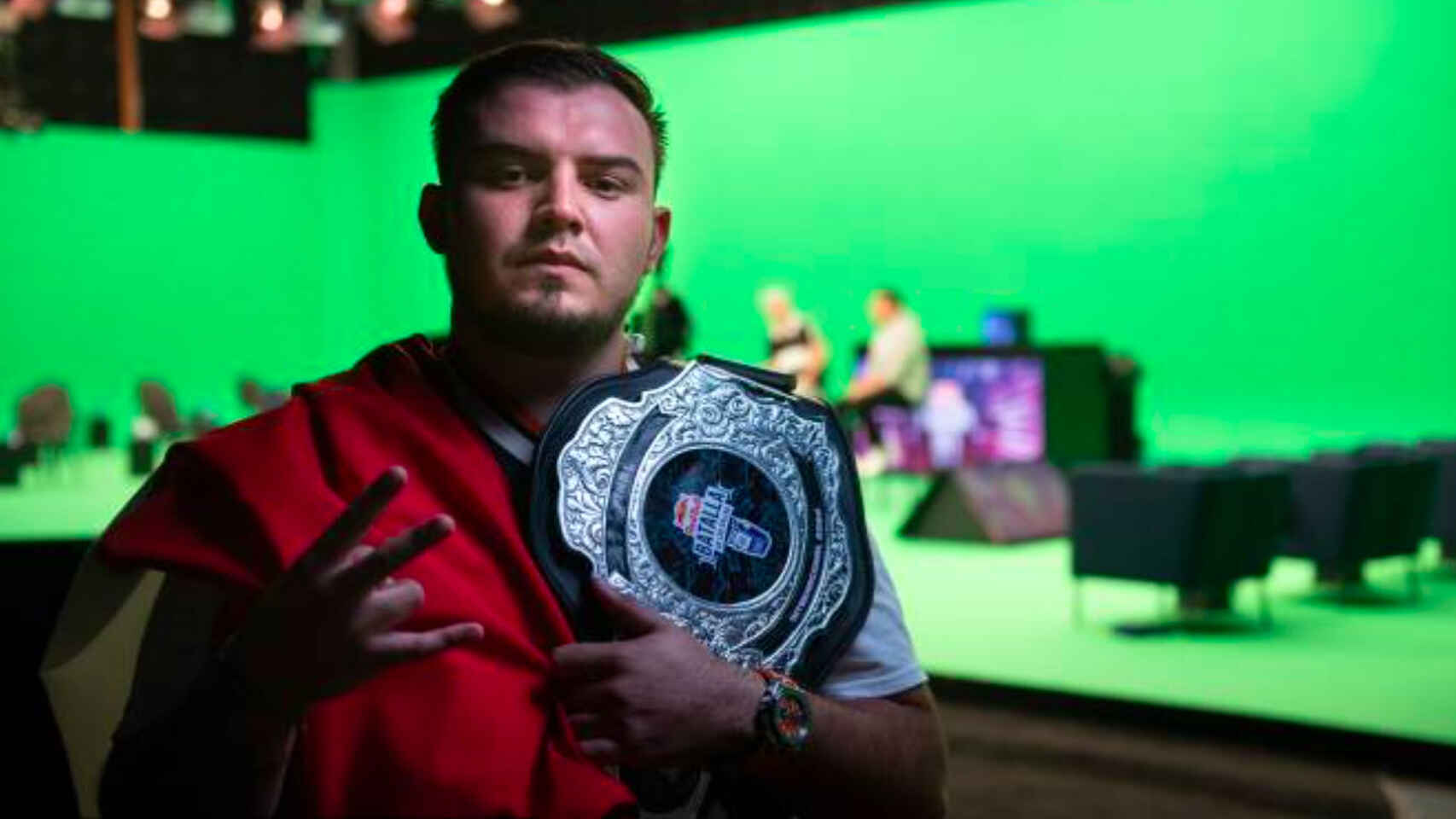 El rapero mexicano Rapder gana la batalla de gallos celebrada en RD ...