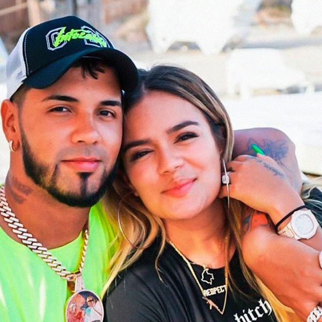 Karol G rompe el silencio sobre el estado actual de su relación con ...