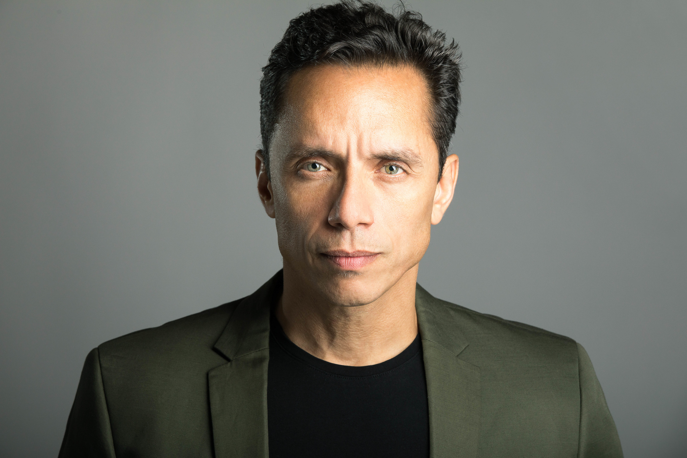 Anthony Álvarez, entre la pantalla chica, el cine y la música – El ...