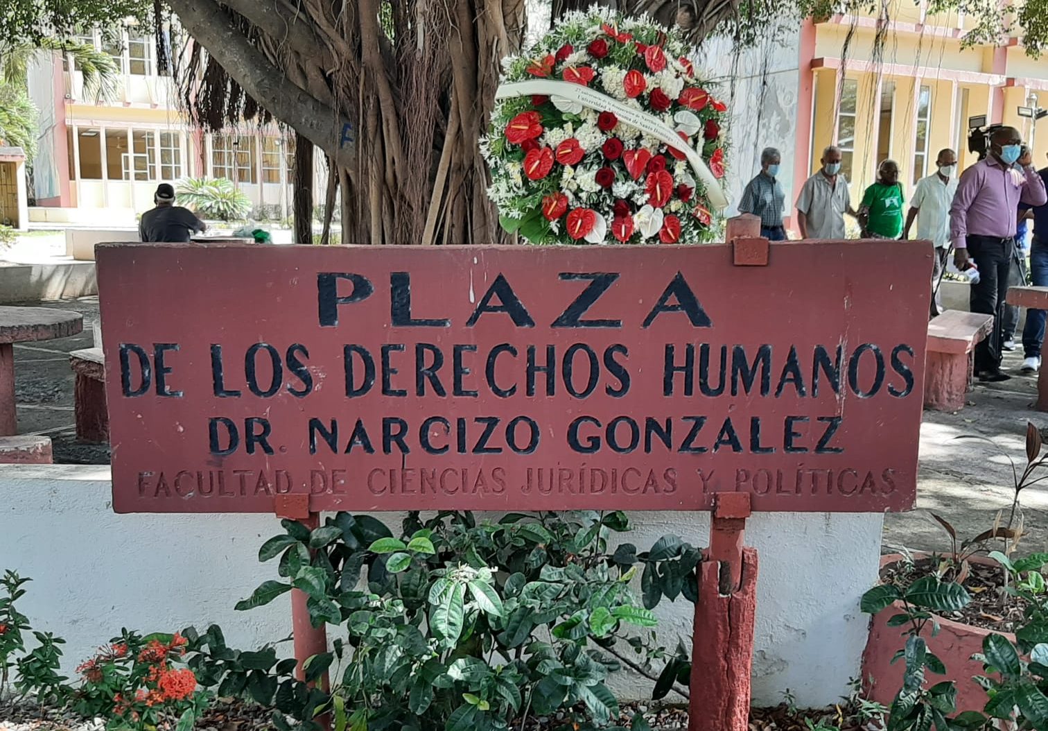 Piden a Abinader y Miriam Germán intervenir en caso Narcisazo tras 27 ...