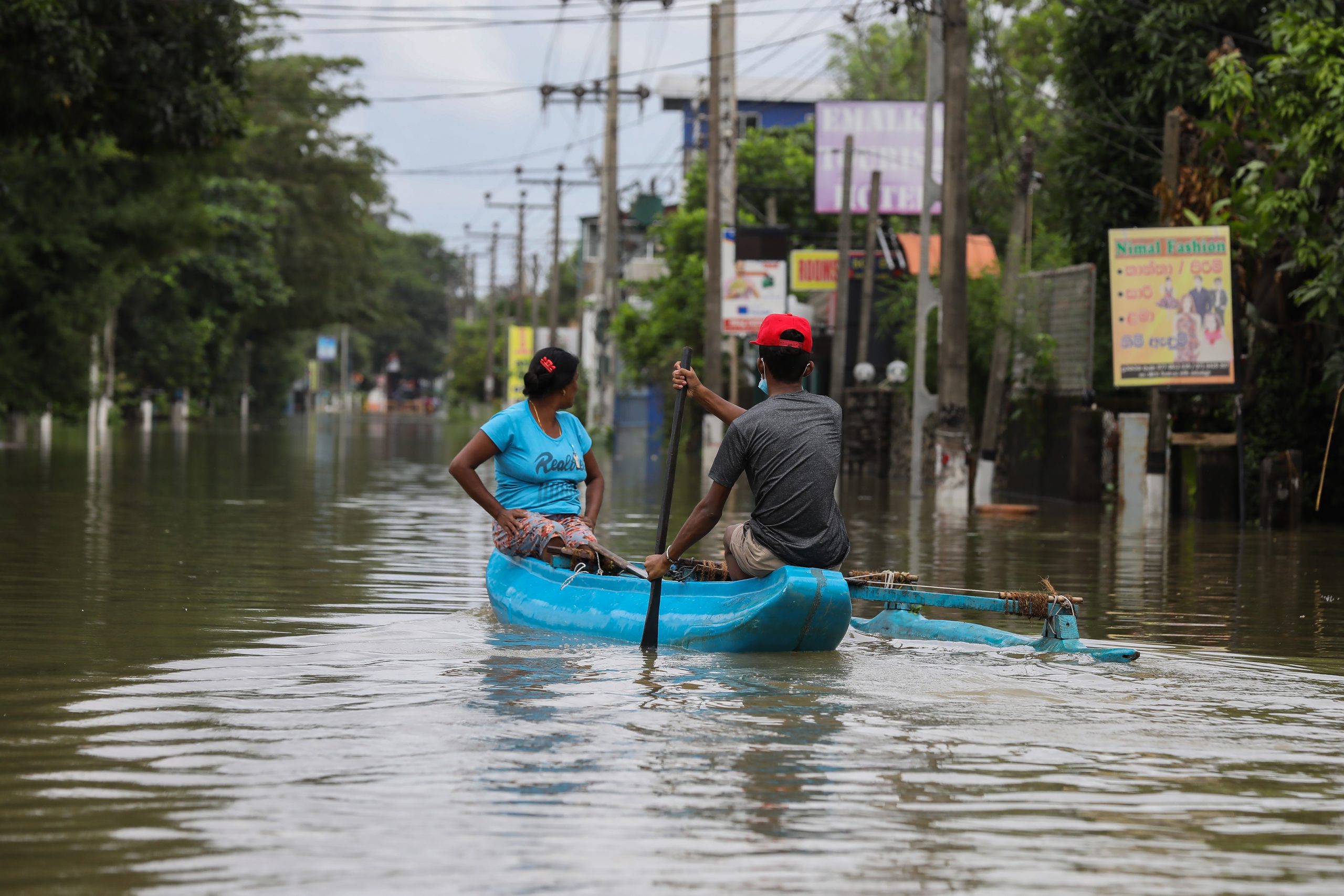 Al menos 17 muertos y 270.000 afectados por las inundaciones en Sri Lanka