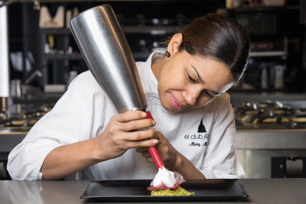 Nombran a chef dominicana María Marte embajadora iberoamericana de la ...