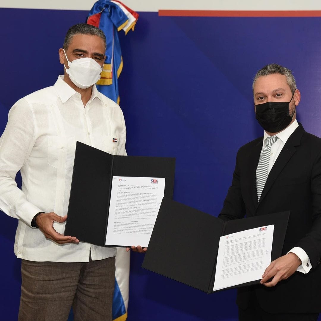 FDDE y Dominicanos USA formalizan alianza en apoyo a los deportes ...