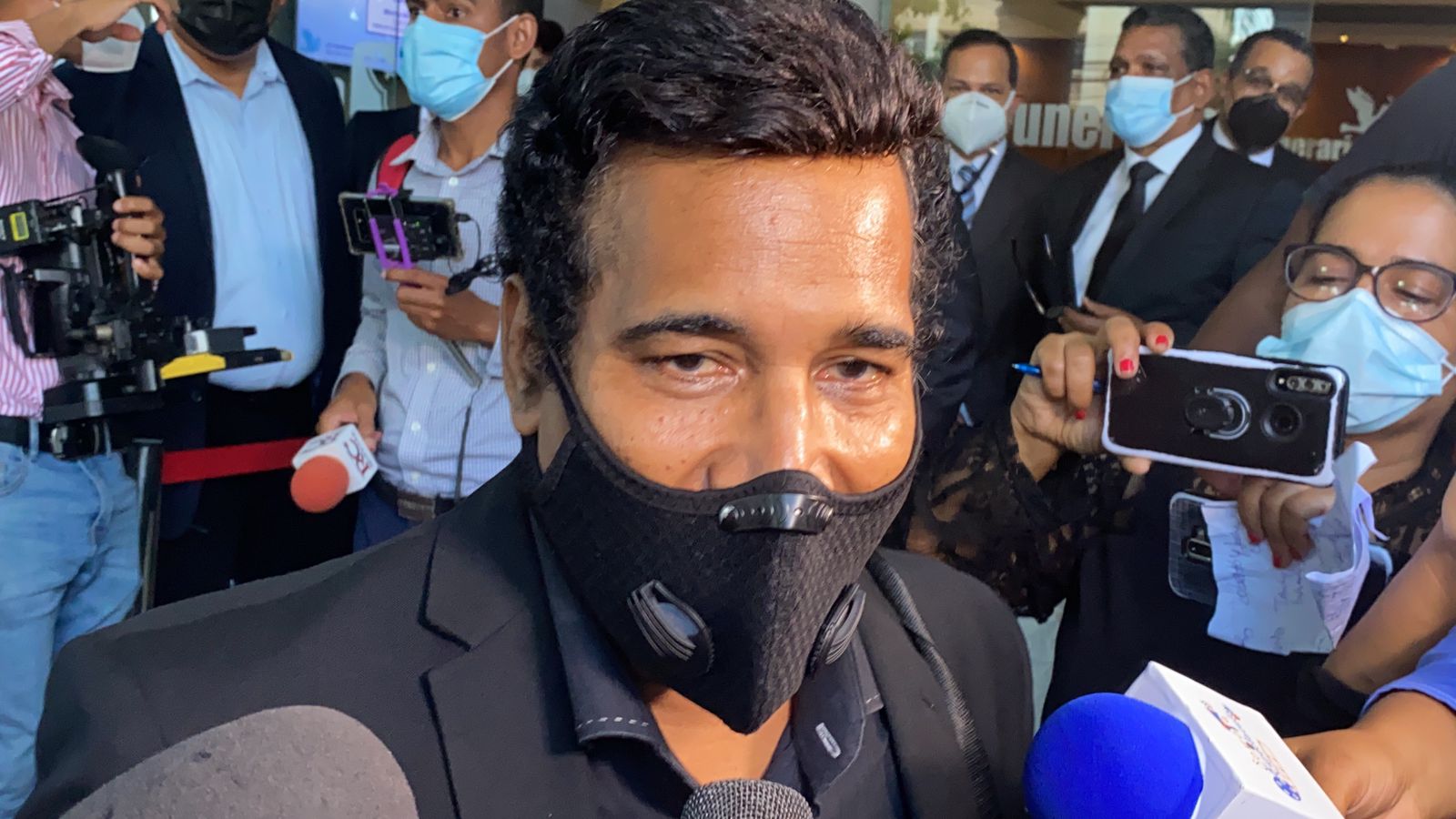 (VIDEO) Julio Zabala confiesa imitará al legendario merenguero Johnny ...