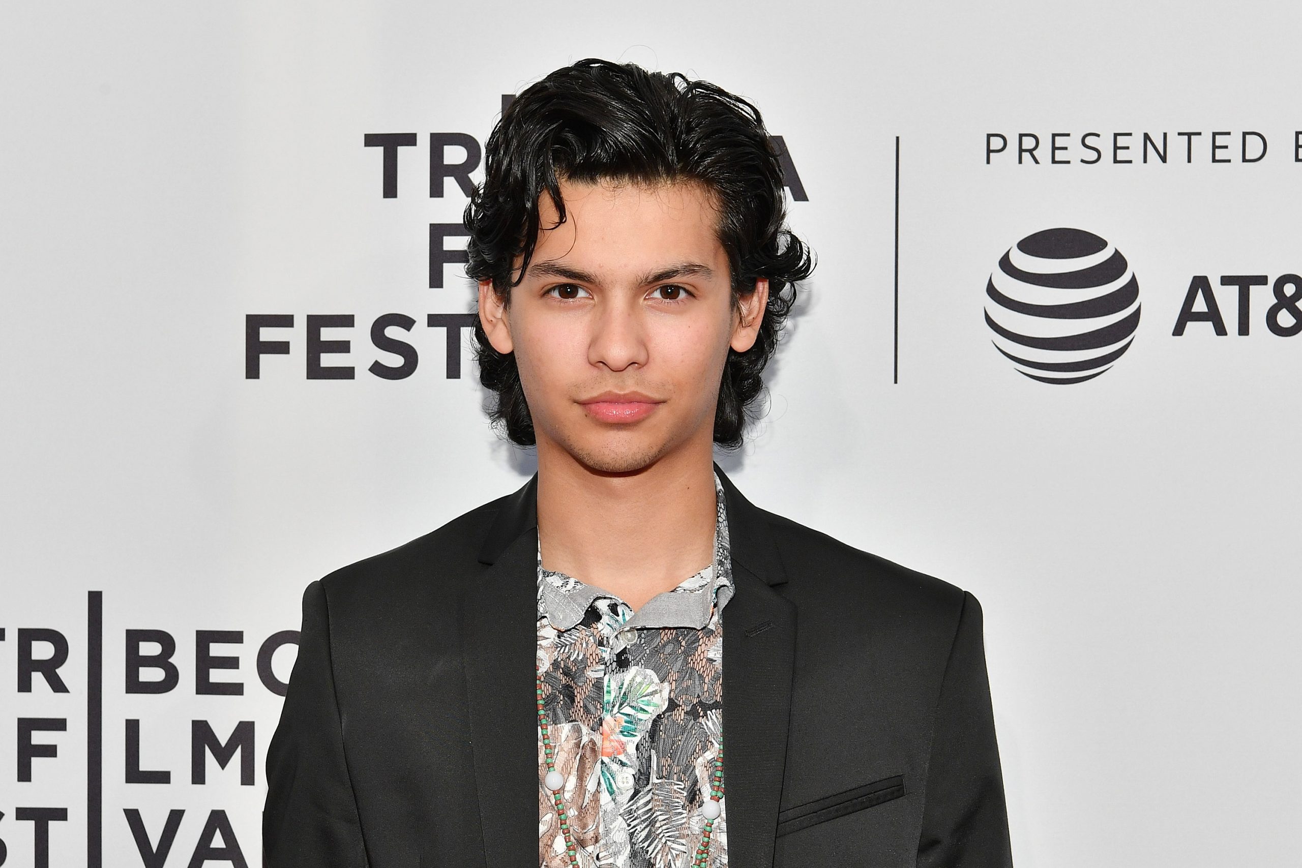 Actor Xolo Maridueña negocia interpretar a un superhéroe latino para DC ...