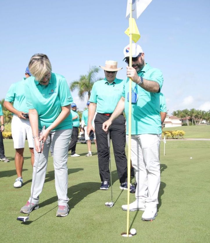 Pichardo y Alma, campeones sexto Torneo de Golf Adocose – El Nuevo ...