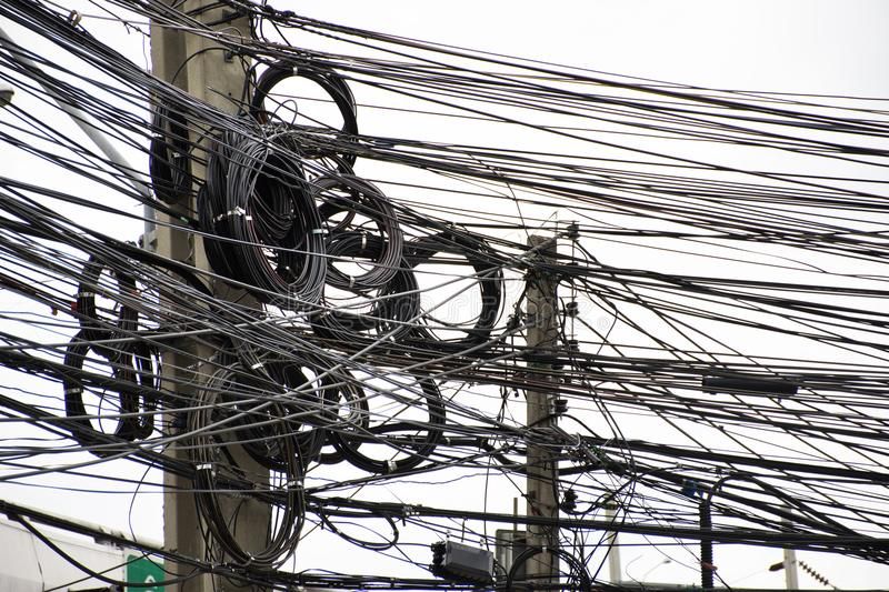 Edesur y Codessd abordan contaminación visual por cableado de empresas ...