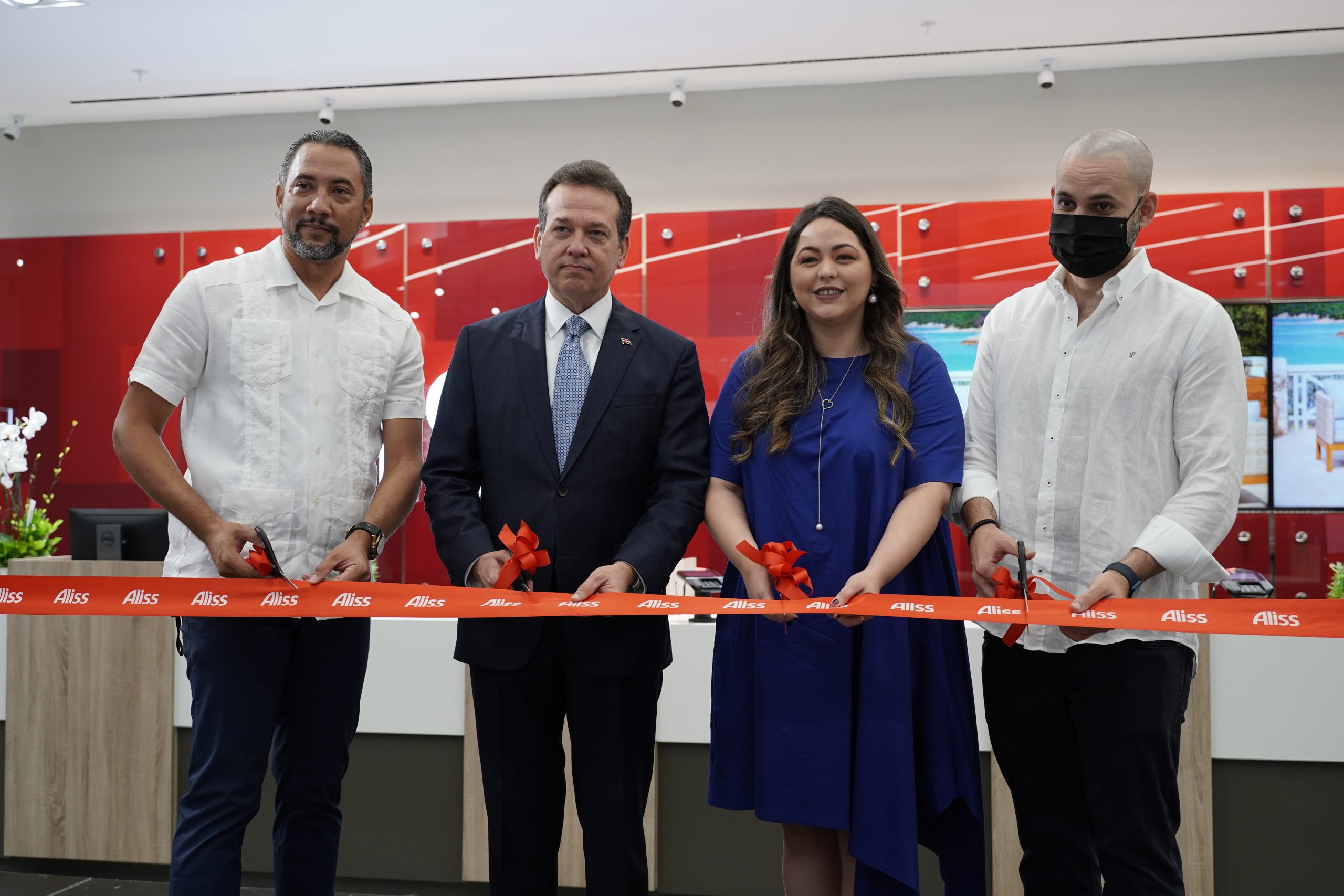 Aliss Dominicana inaugura nueva sucursal en Metro Plaza – El Nuevo ...