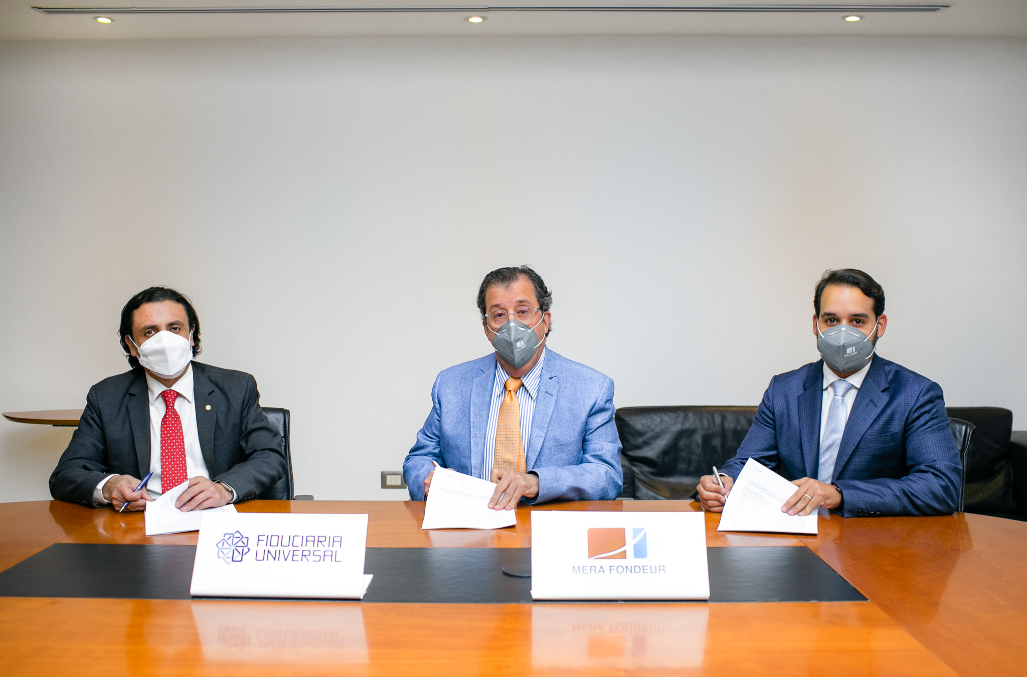 Autoridades firman acuerdo de Fideicomiso para Desarrollo del Proyecto ...