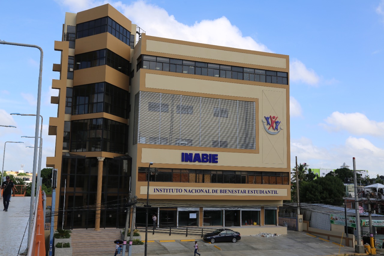 Nueva gestión Inabie valora esfuerzos de suplidores; reafirma ...