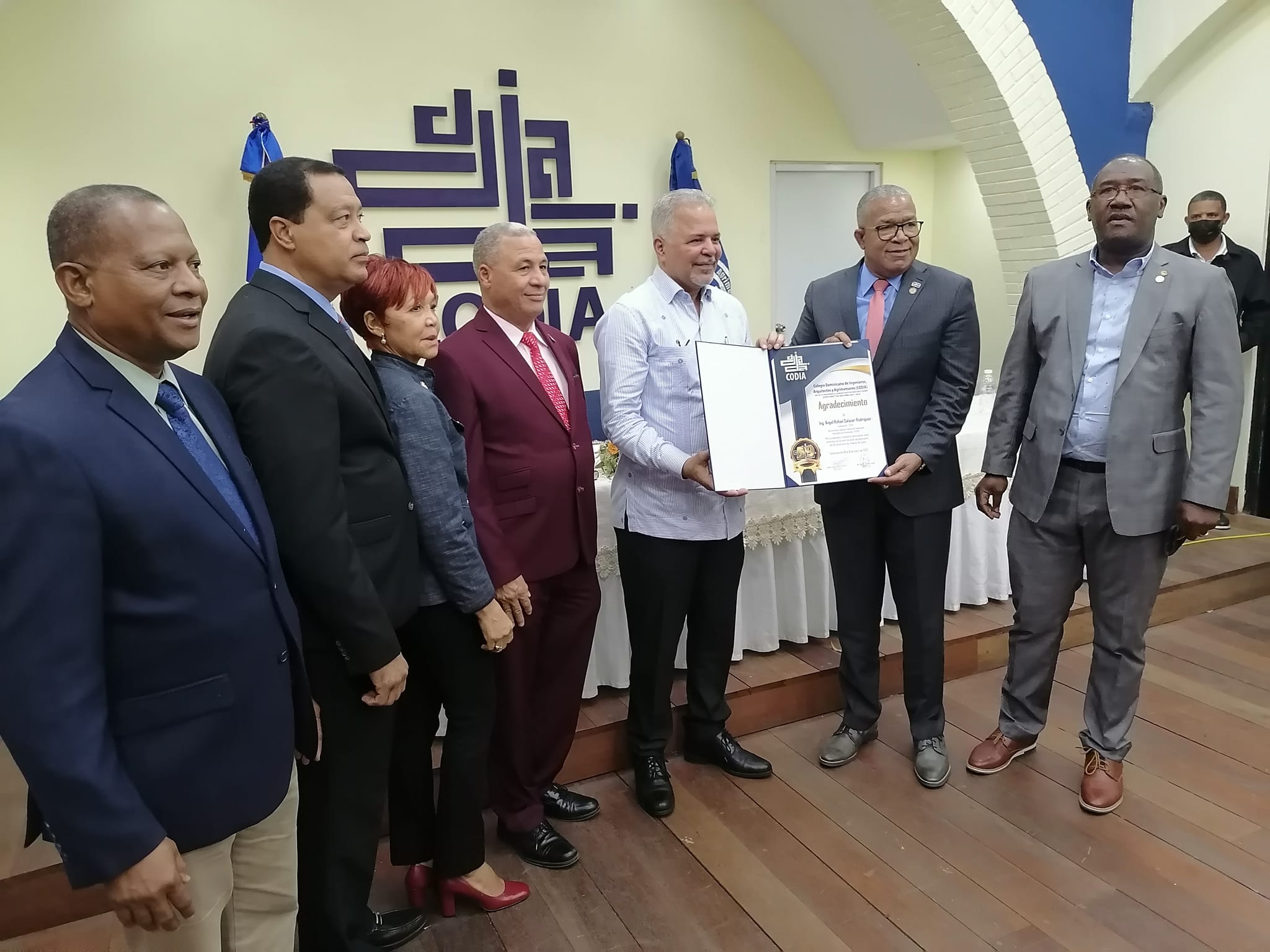 EGEHID revela energía renovable representa 16% del mercado eléctrico ...