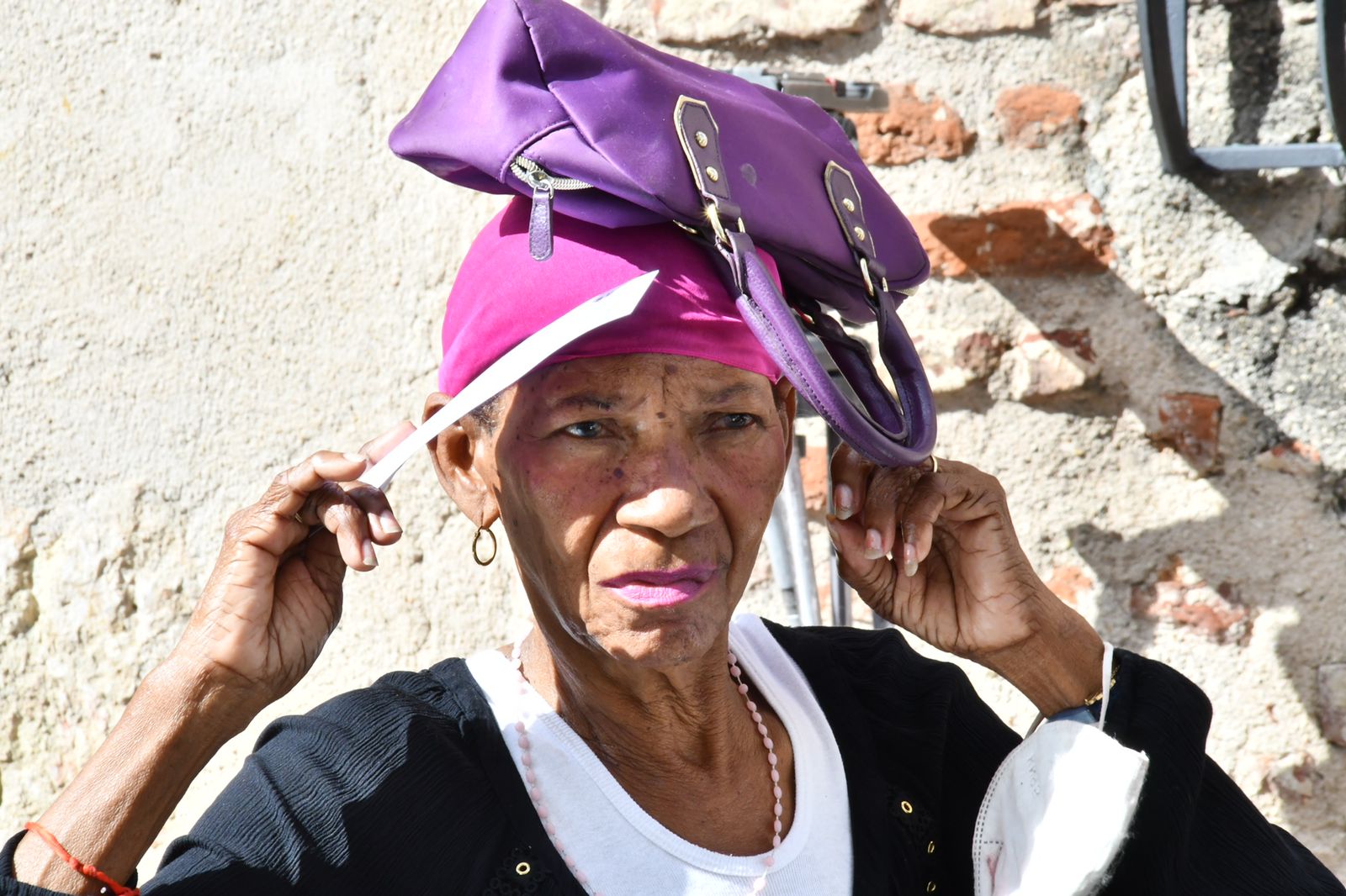(VIDEOS) Cientos de dominicanos acuden a Santuario de la Altagracia a ...