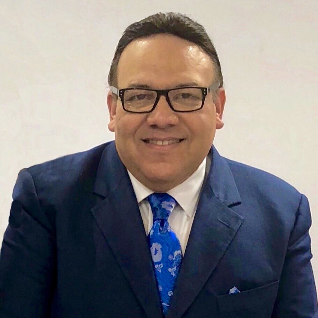 Dominicano Miguel Reyes Sánchez ingresa como miembro a la Real Academia ...