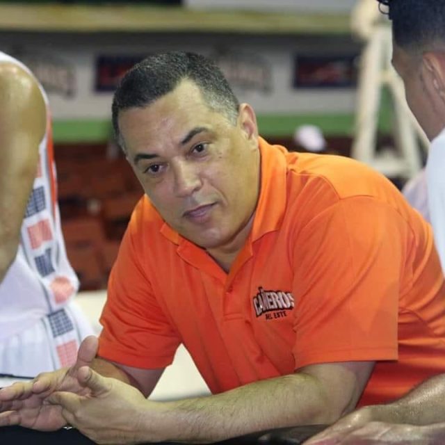 Tony Ruiz regresa como dirigente de los Cañeros para torneo de la LNB ...