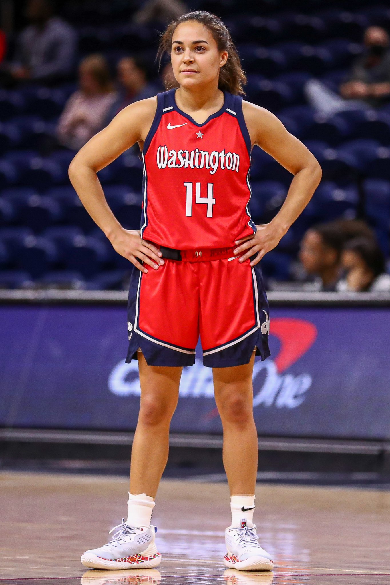 ¿Quién es Katie Benzan, la primera jugadora dominicana en la WNBA? – El ...