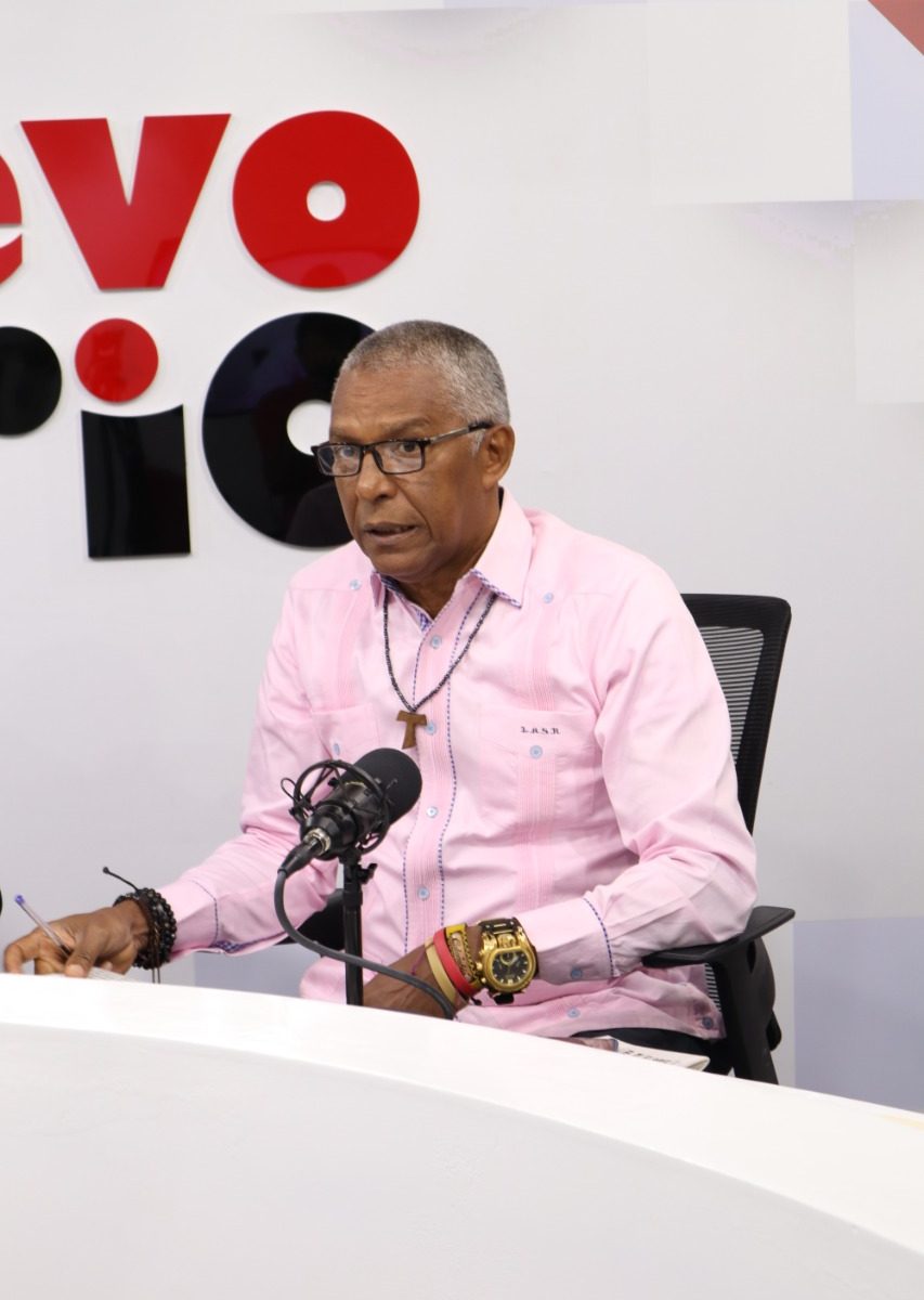 (VIDEO) Abogado Suero cree accidente de avión RED AIR le pone en riesgo ...