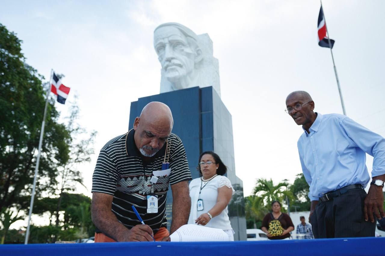 Juntas de vecinos apoyan que Santo Domingo Este se llame La Trinitaria ...