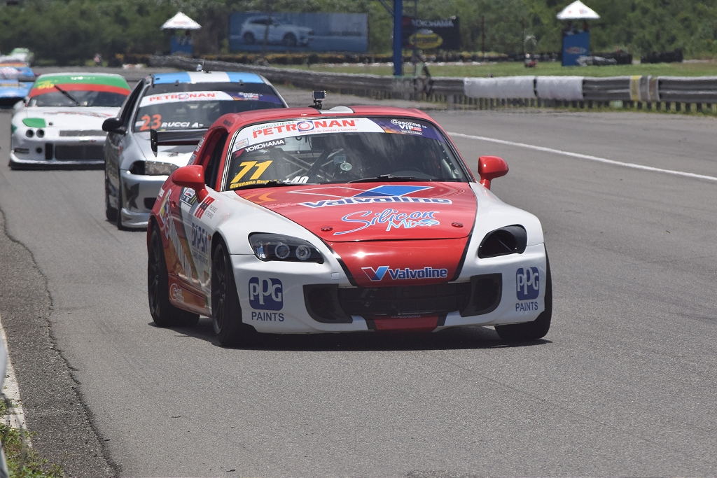 Más de 100 pilotos participarán en campeonatos de autos y motos en las ...