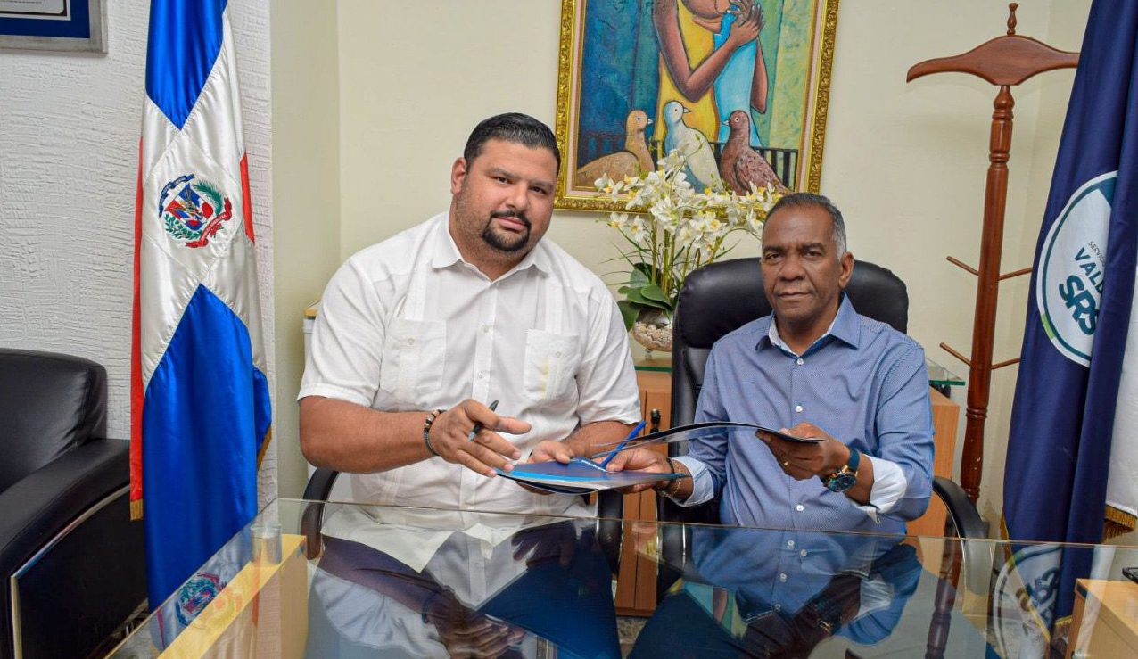 Fundación Refidomsa y Dirección Regional de Salud Valdesia firman ...