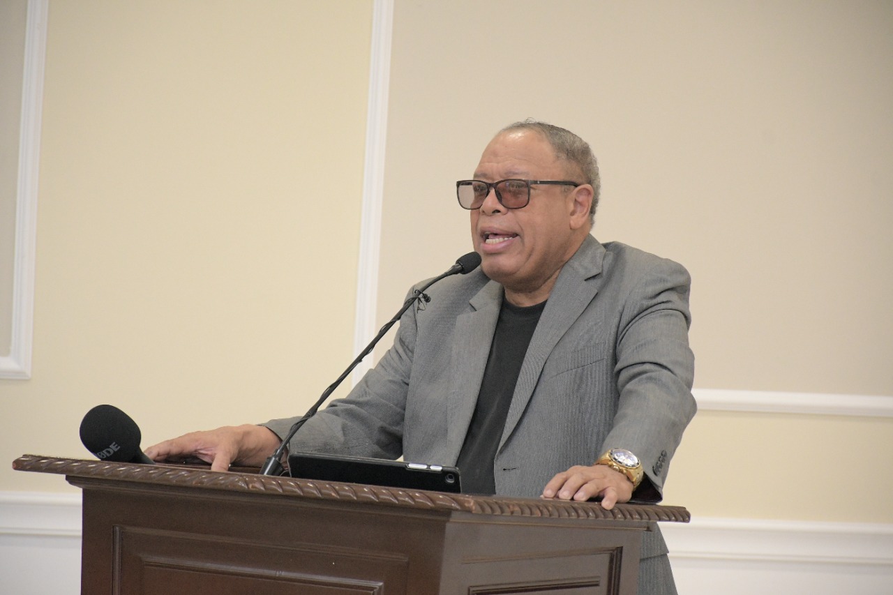 Senado de la República reconoce a Joseph Cáceres por sus 50 años de ...